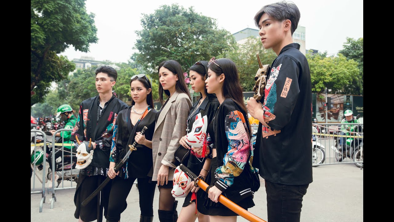 Bài tập tạo dáng trước ống kính - BYB Academy - Đào tạo người mẫu tại ...