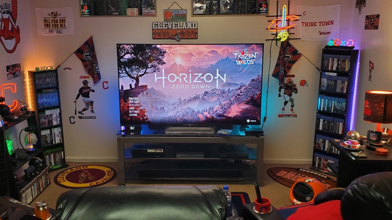 Rome's Man Cave Game Room Tour - YouTube