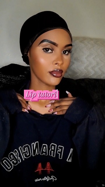 Simple lip tutorial 💋 😘 #shorts #lipstutorial #lipoil #shortsvideo # ...