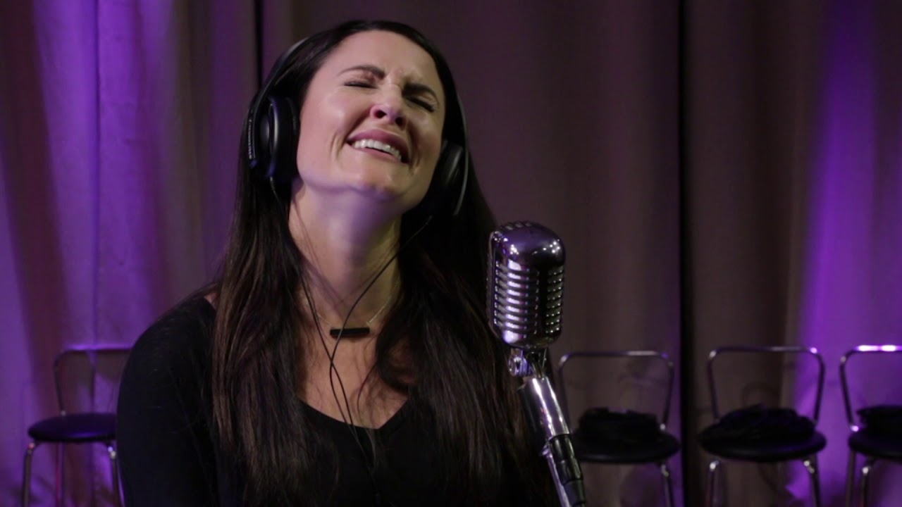 Emily Cousins & Adão Monteiro - "The Old Rugged Cross" - YouTube