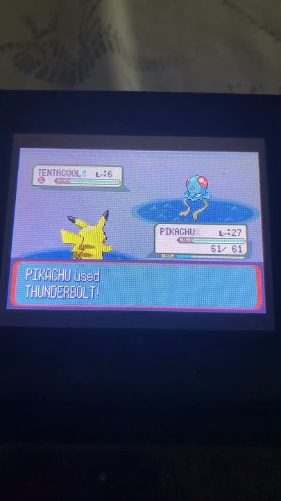 Pokémon battle - YouTube