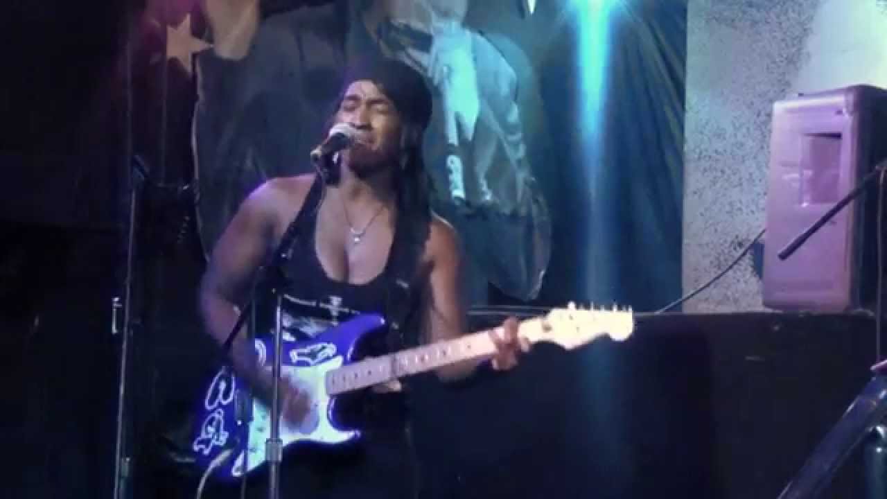 Melody Angel - End Me Now - YouTube