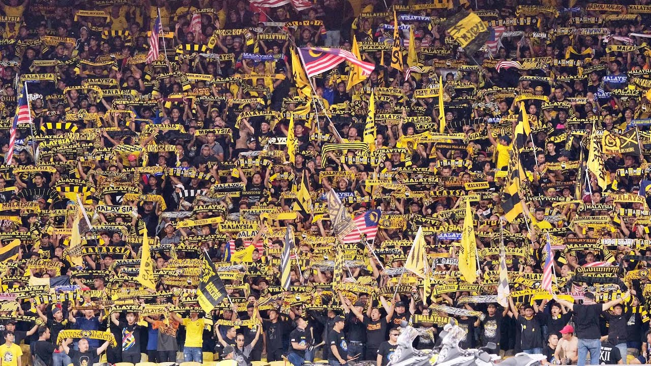 ULTRA'S MALAYA | The Ultimate Malaysian Football Team Supporters - YouTube
