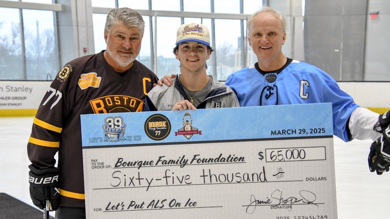 Ray Bourque and Bruins Alumni Introductions, March 29, 2025 - YouTube