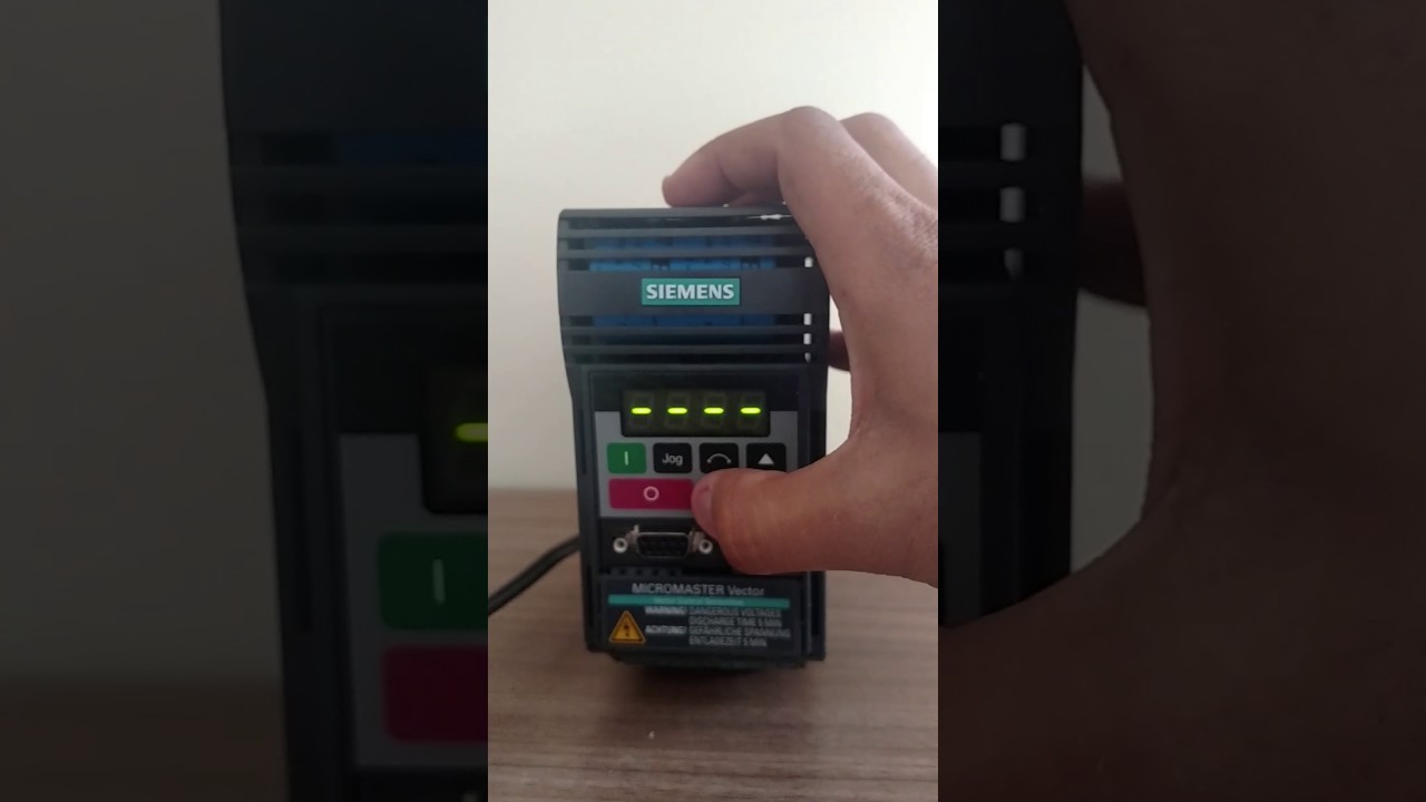 Inversor Siemens MICROMASTER vector - YouTube