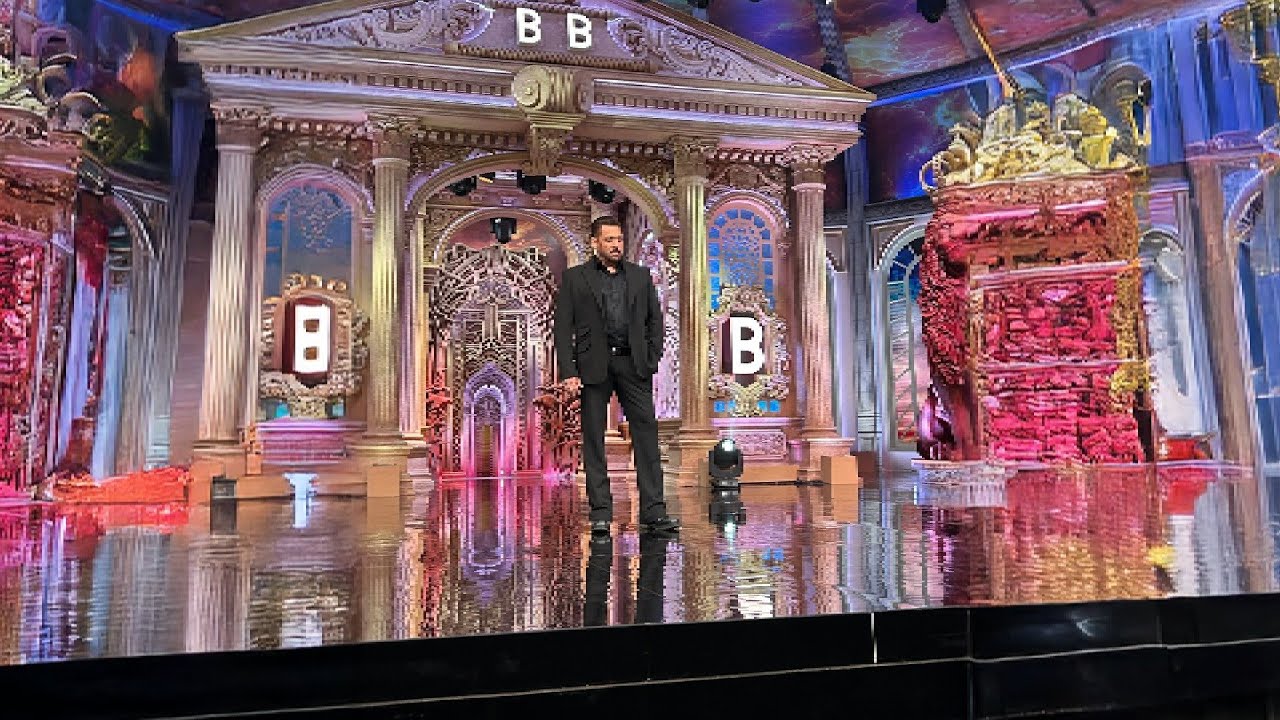 Bigg Boss 19 FIRST Look | Salman Khan On Weekend Ka Vaar Stage, Grand ...
