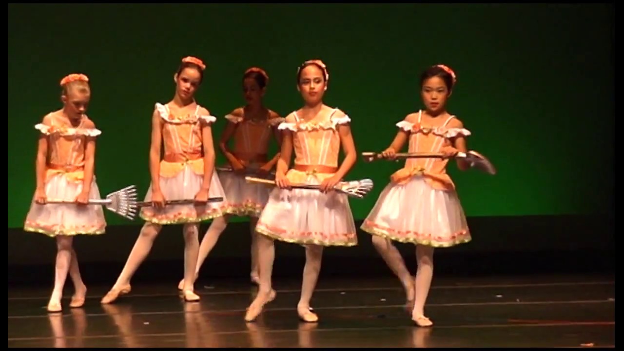 Ballet Recital - YouTube