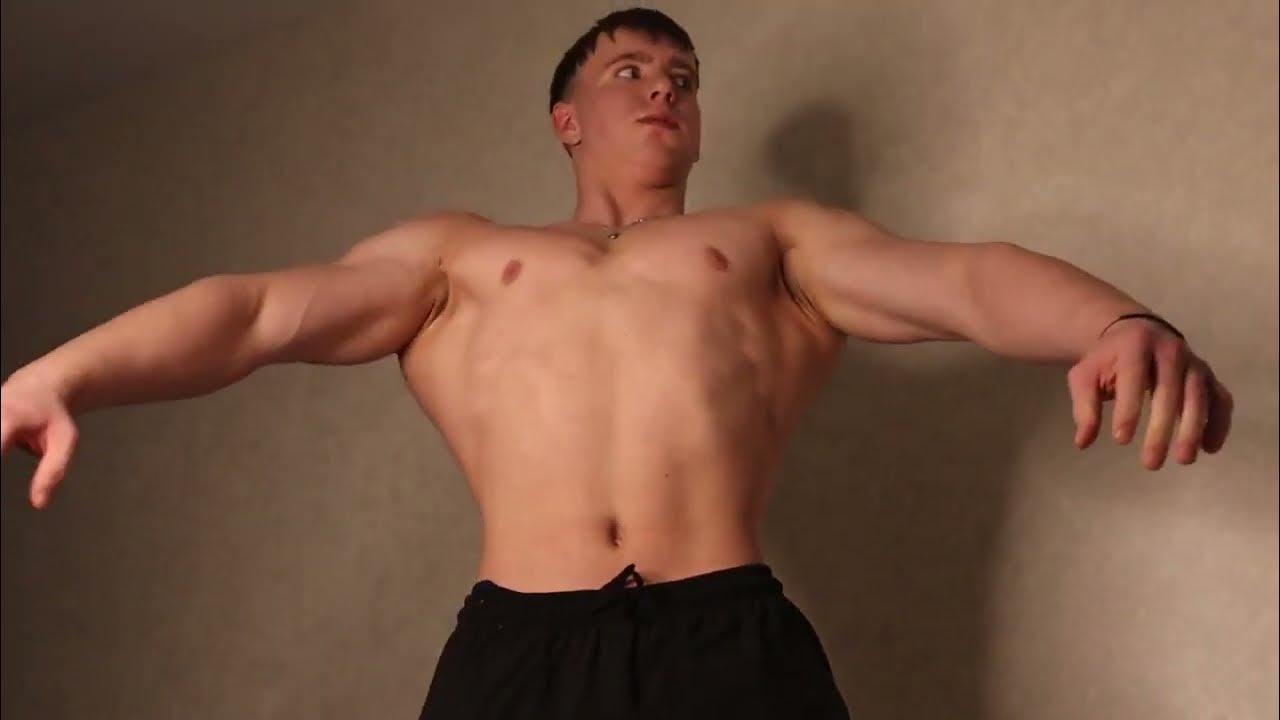 Teen bodybuilder aesthetics ripped muscle flex - YouTube