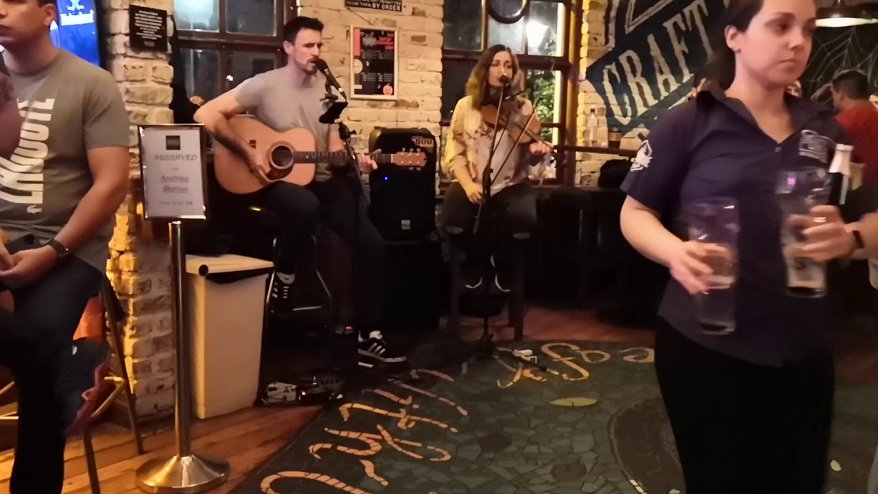 Fiach O'Connor & Sharon Hussey/ Shotgun/ The Barge - YouTube