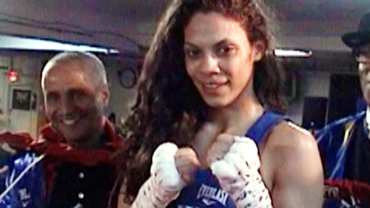 Nisa Rodriguez : 2nd. round TKO : Sarah Thomas - YouTube