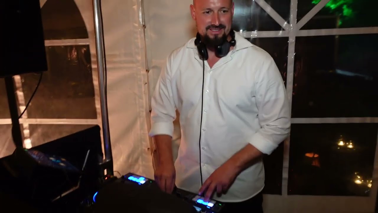 Wedding Saxophone music (Champagne reception and Party) by @saxophonie ...