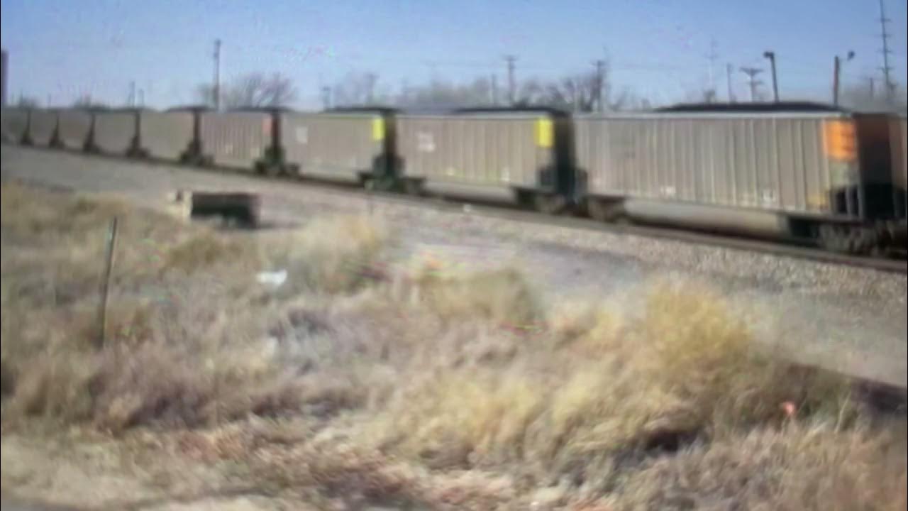 Bnsf 6194 coal trains in Quanah Texas - YouTube