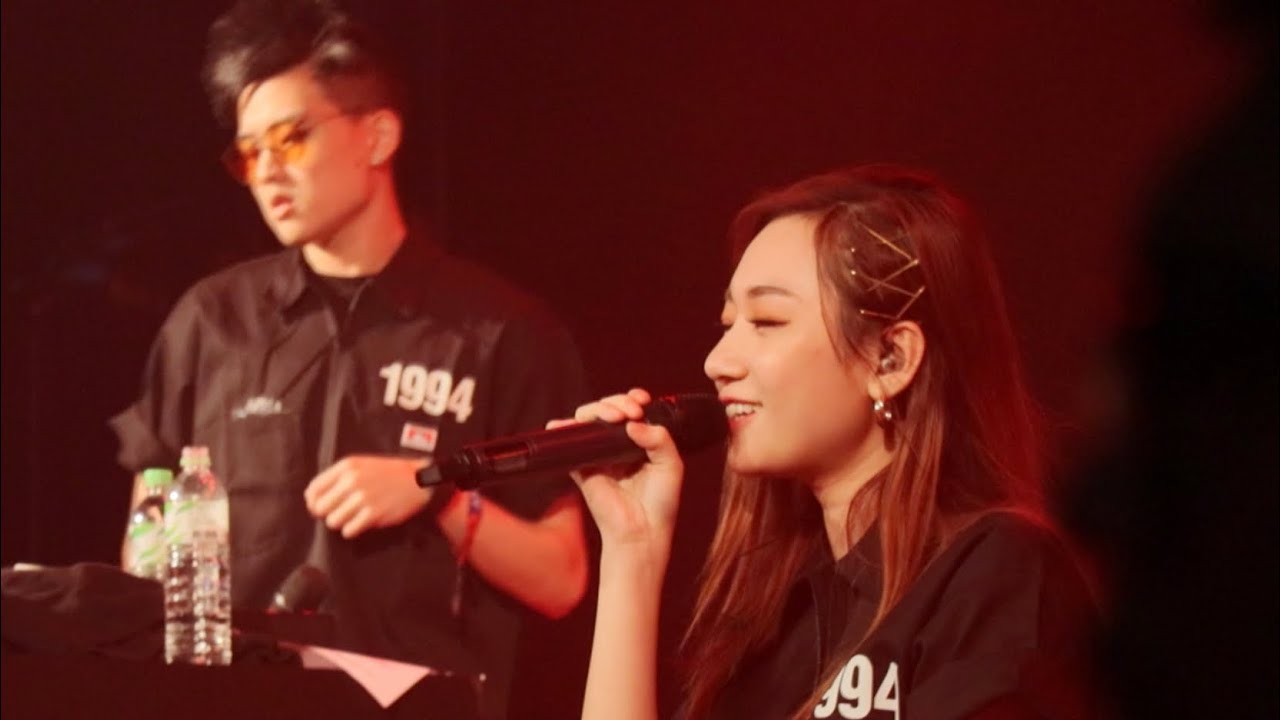 20190323 大港開唱 - 吳卓源 Julia Wu - 台北的夜空下 - YouTube