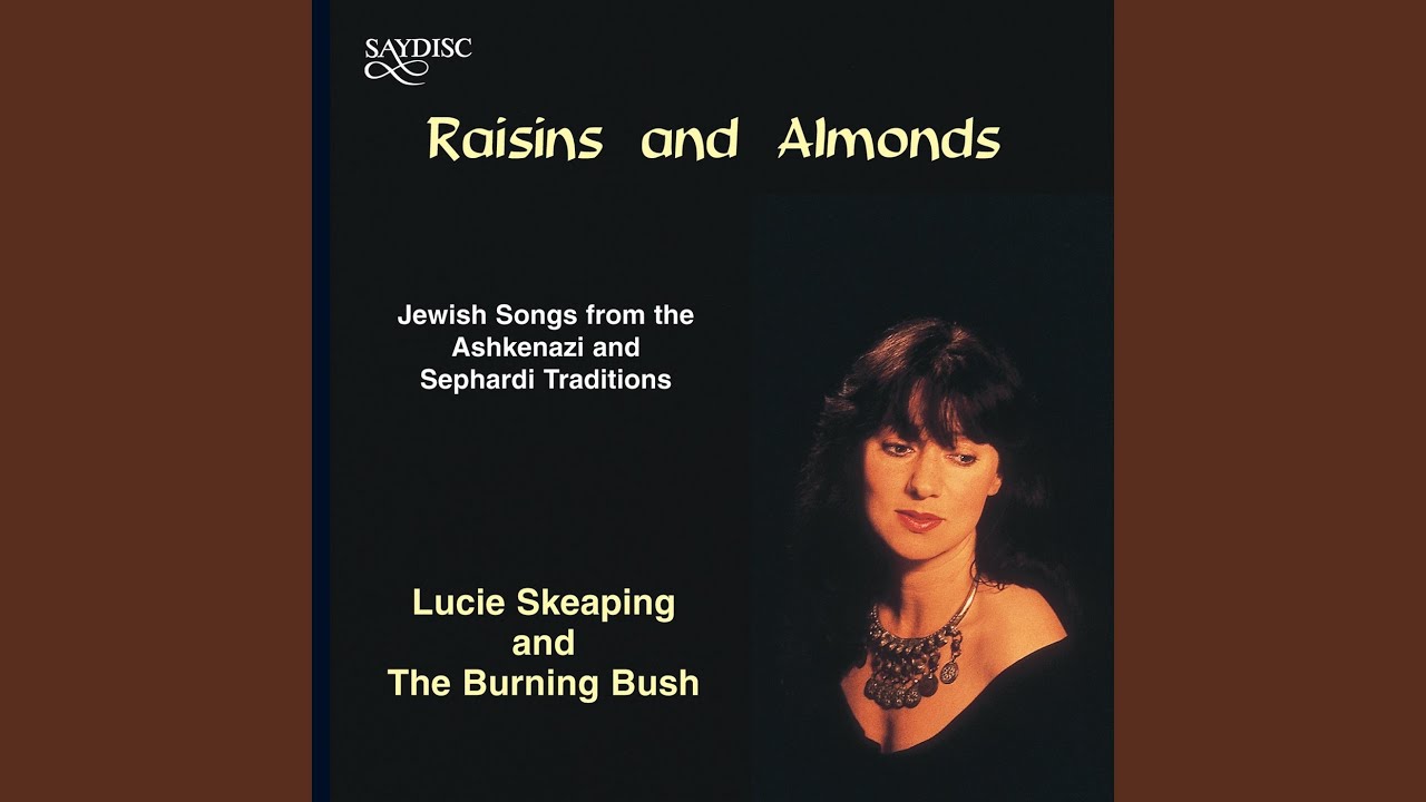 Rozhinkes Mit Mandlen (Arr. Skeaping) - YouTube
