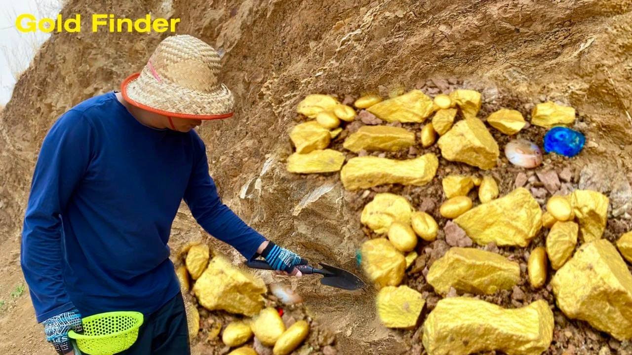 Amazing harvest! The Man digging a lot of gold, gem, diamond, Minerals ...