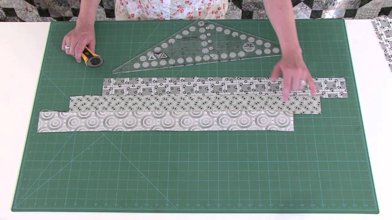 Creative Grids Non-Slip 120 Degree Triangle Ruler - YouTube