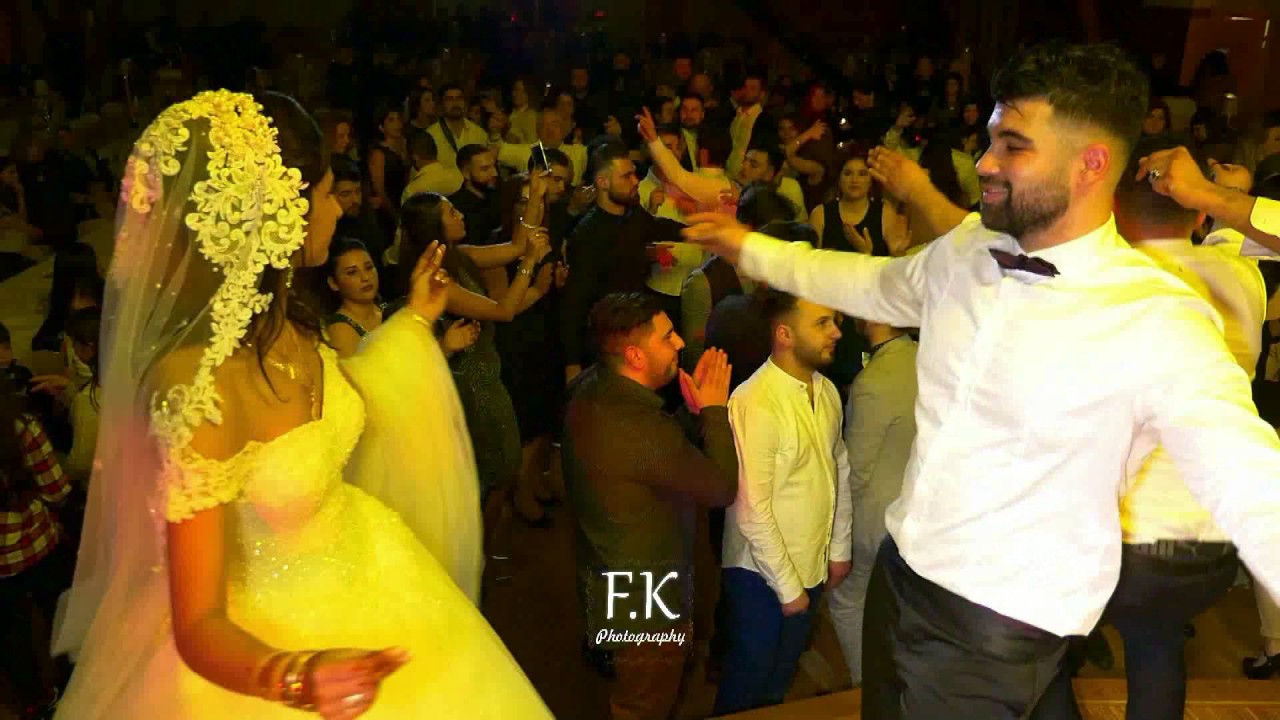 ATIM ARAP OLMAZSA OLMAZ!!! ANKARALI OLUNCA :) ÖZGE & TAYFUN - GRUP CAN ...