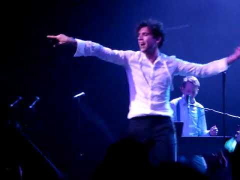 Mika | Rain | live Fonda, October 21, 2012 - YouTube Music