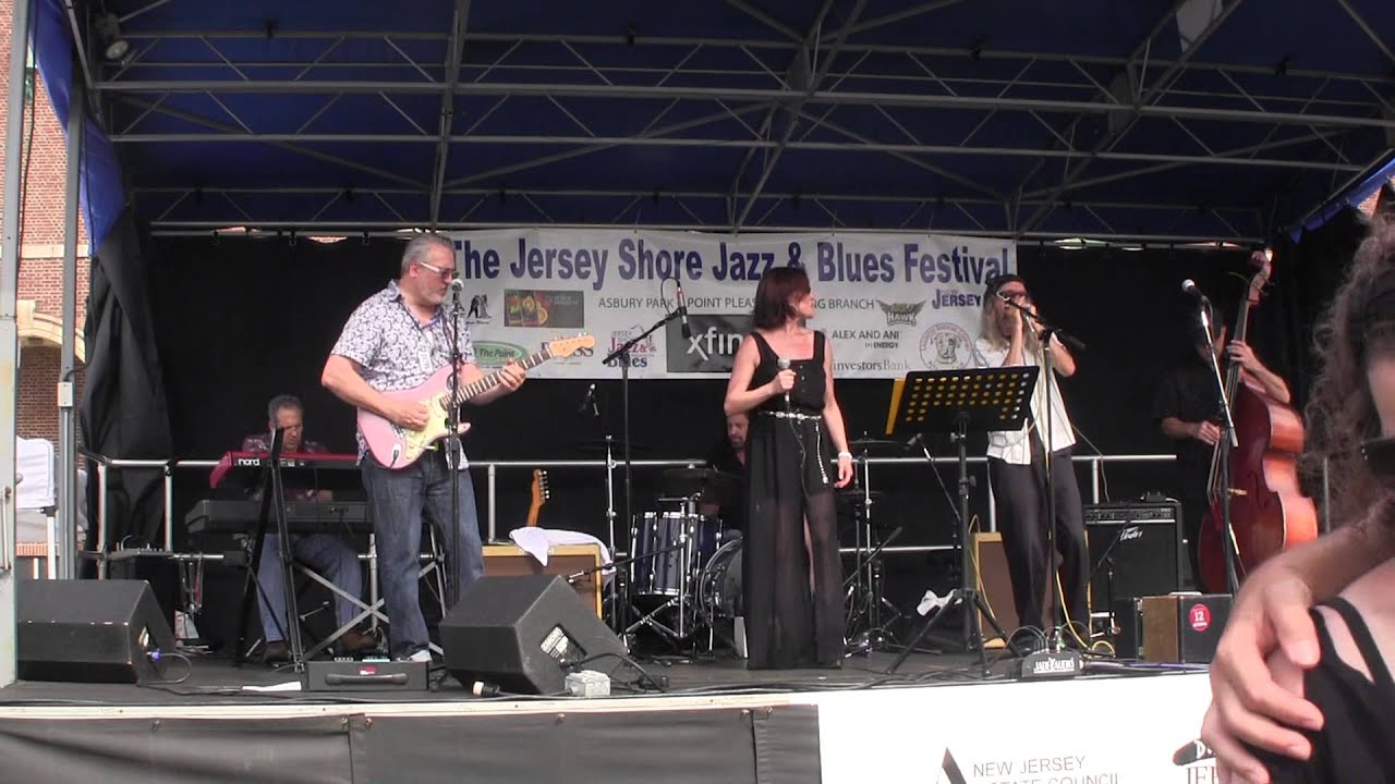 Sandy Mack Band with Lisa Sherman "Little by Little" - YouTube