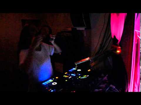DJ KATERINA TEE LIVE AT MAZE INN