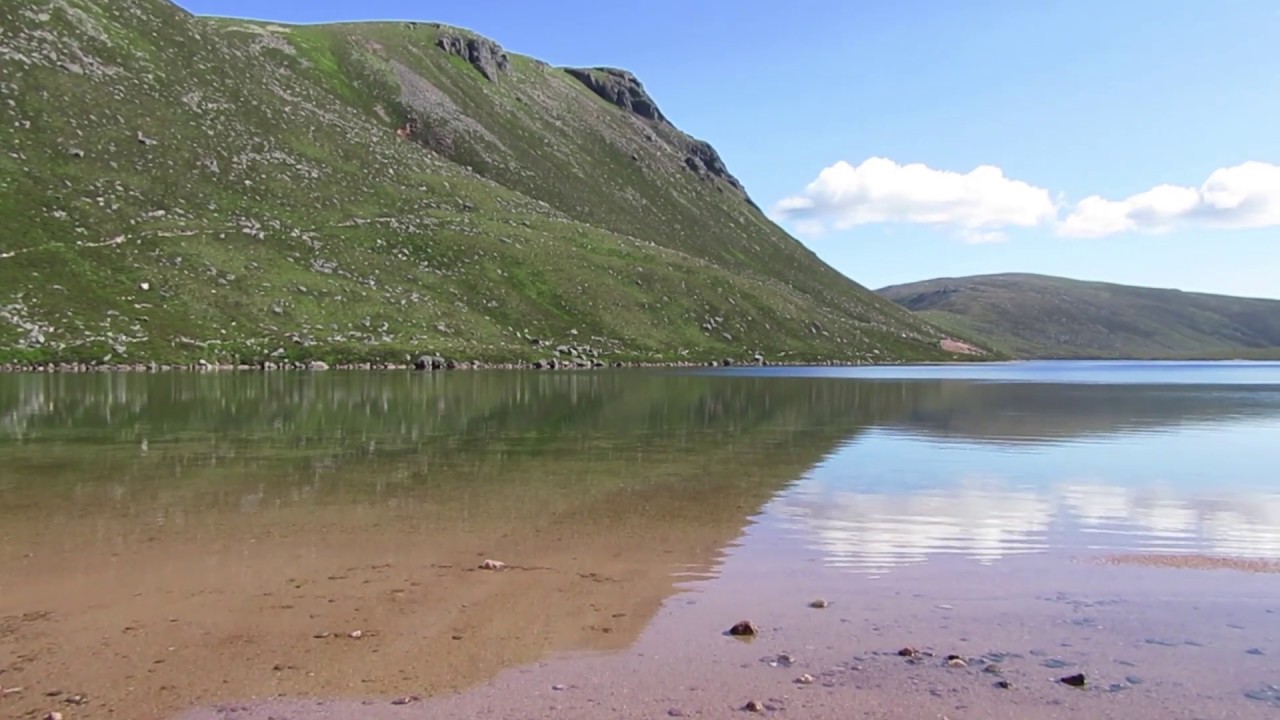 The Cairngorm Mountains - Loch Avon, the Shelter Stone, and Loch ...