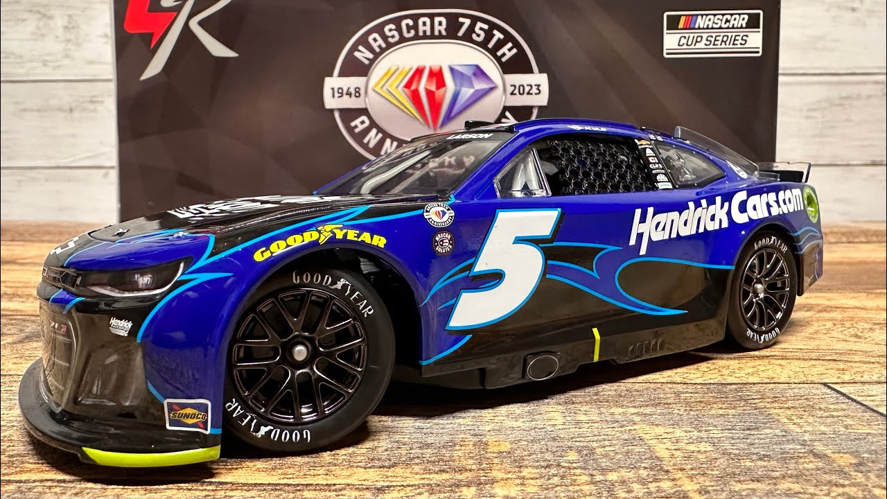 Kyle Larson 2023 Darlington Throwback HendrickCars.com Diecast Review ...