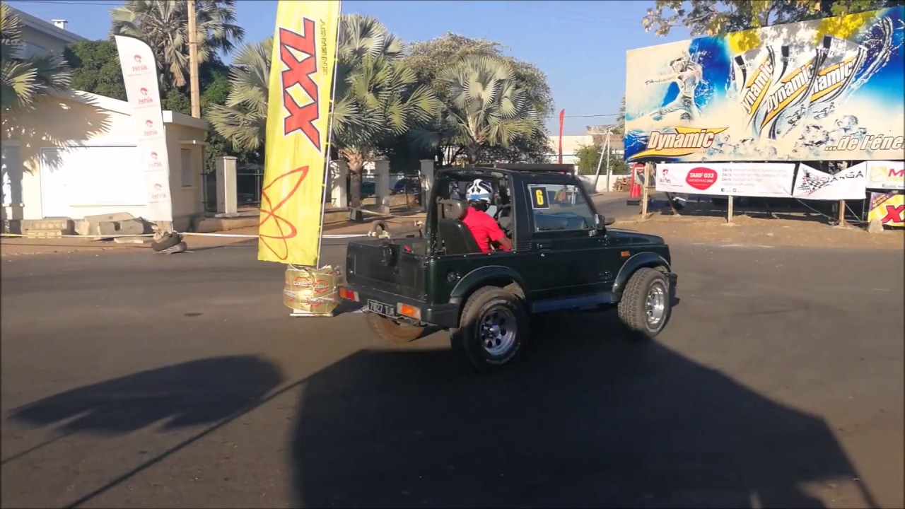 Suzuki Samurai 1.3L Gymkhana Drift - YouTube
