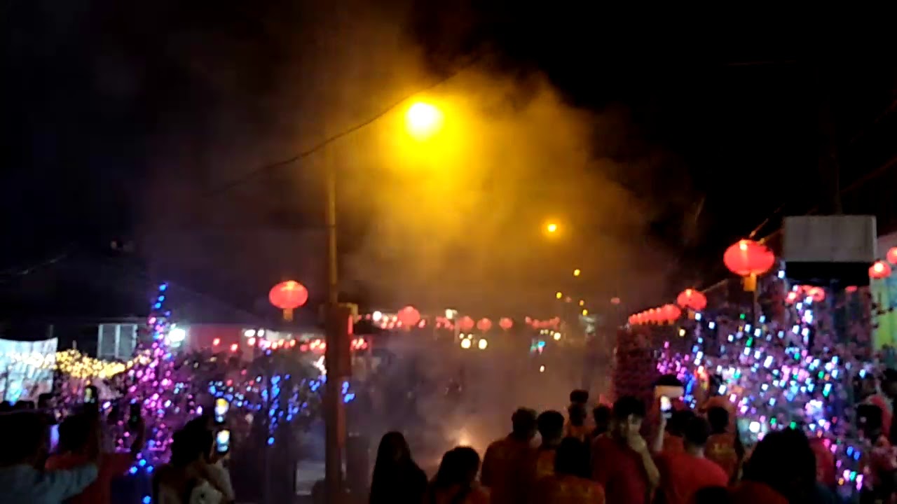 Malacca Machap Baru 新村年初二 - YouTube