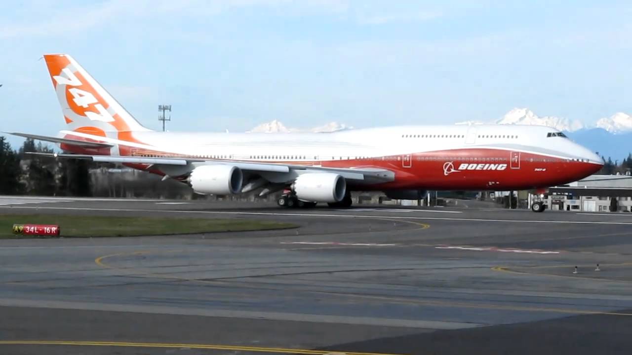 Boeing 747-8 Intercontinental first flight March 20, 2010 - YouTube