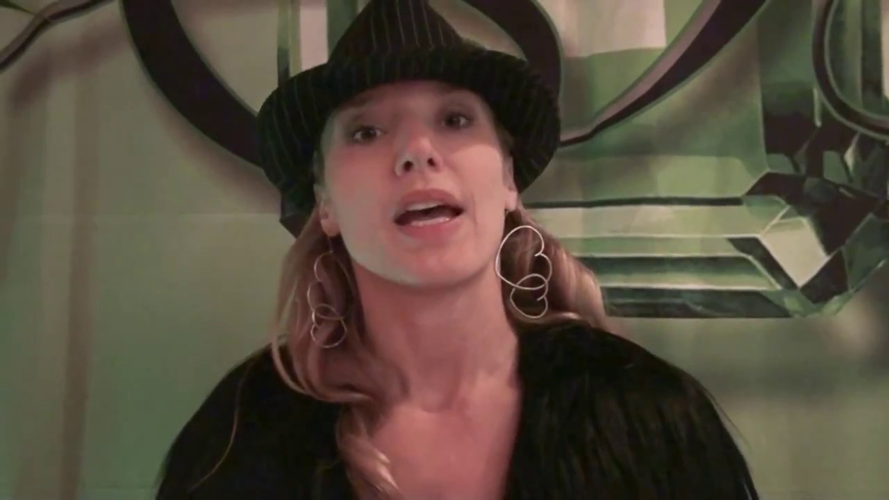 Toni Redpath Emerald Ball Interview 2010 - YouTube