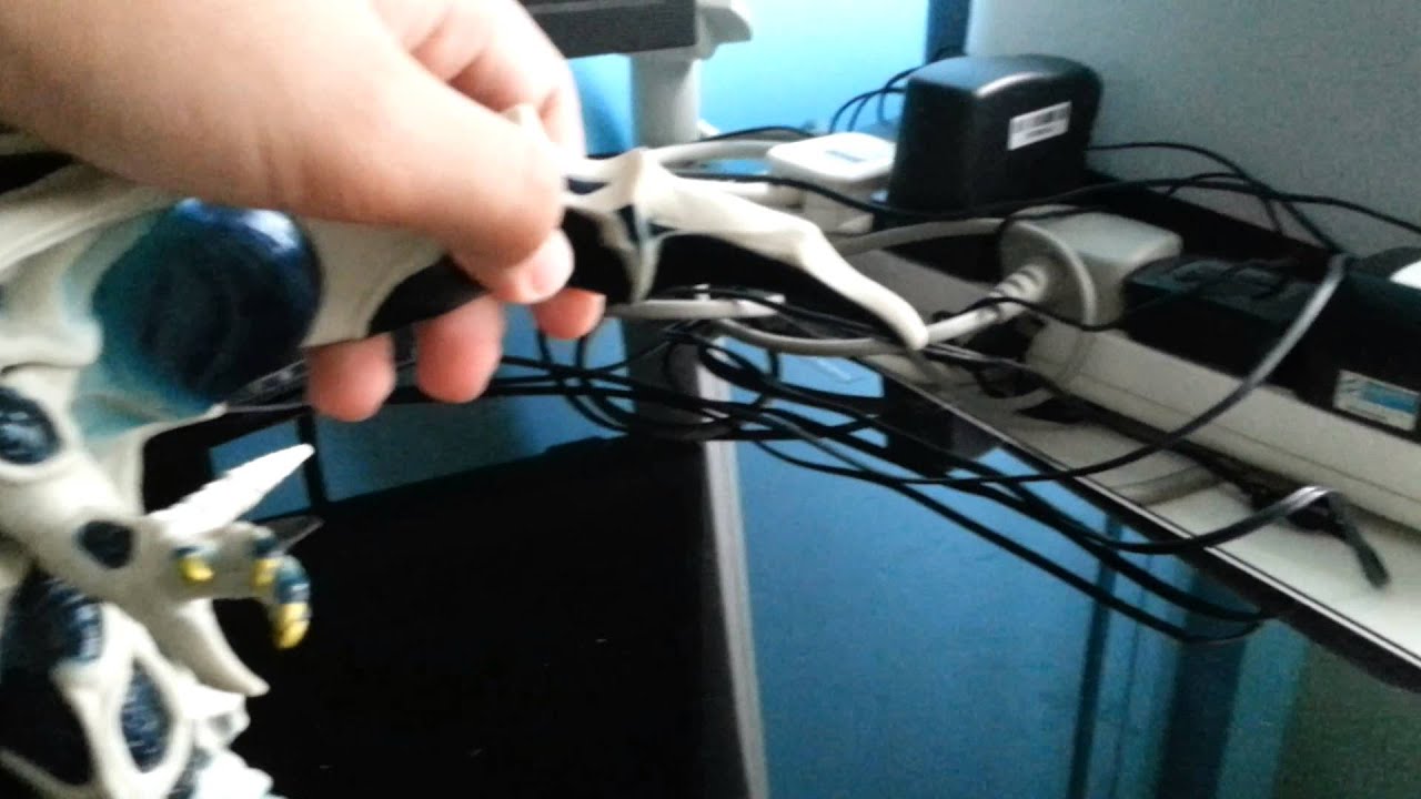 Ultraman Dyna and Tiga Movie: Geranda Toy Review - YouTube