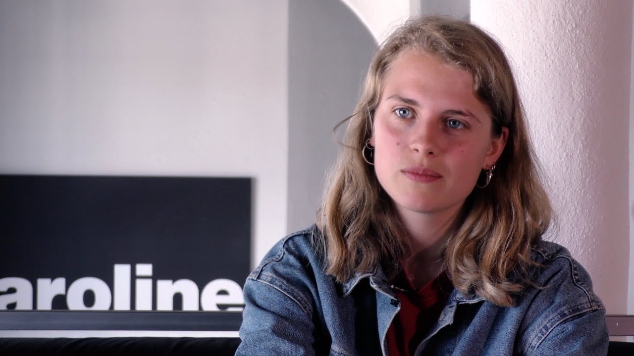 Marika Hackman interview (part 1) - YouTube