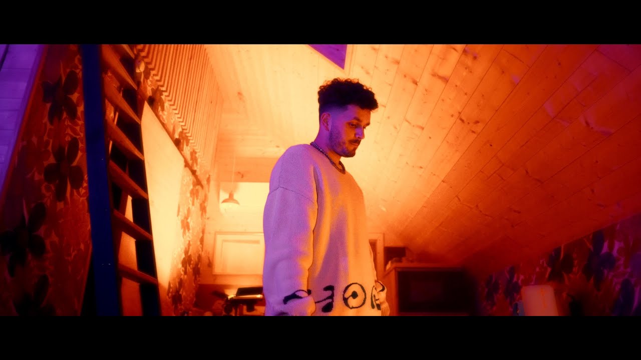 RAVEN - F*CKED UP (Clip Officiel) - YouTube