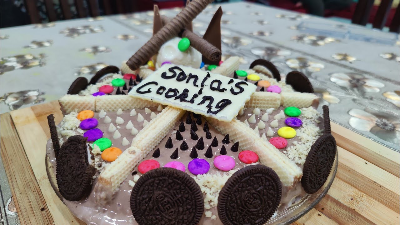 Ice Cream Pizza Cake || Pizza Ice Cream Recipe || Ice Cream Cake || Ice ...