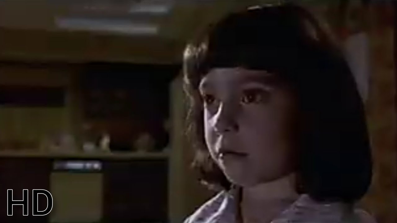 Matilda (1996) - Matilda Va Por Libros a la Biblioteca (2/10 ...