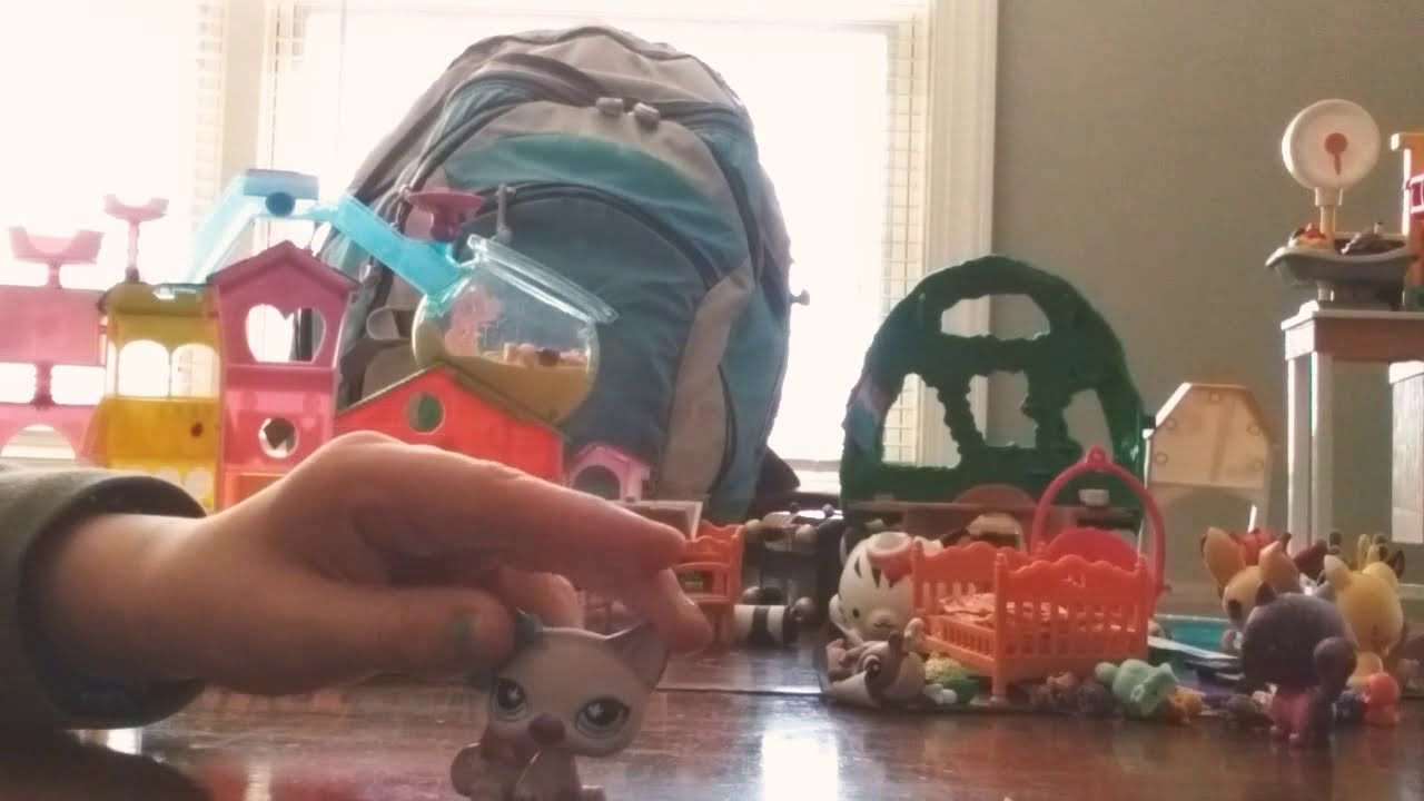 Part 1 of LPS Musical musical pop - YouTube