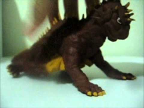 Y-MSF Varan (painted) Review - YouTube