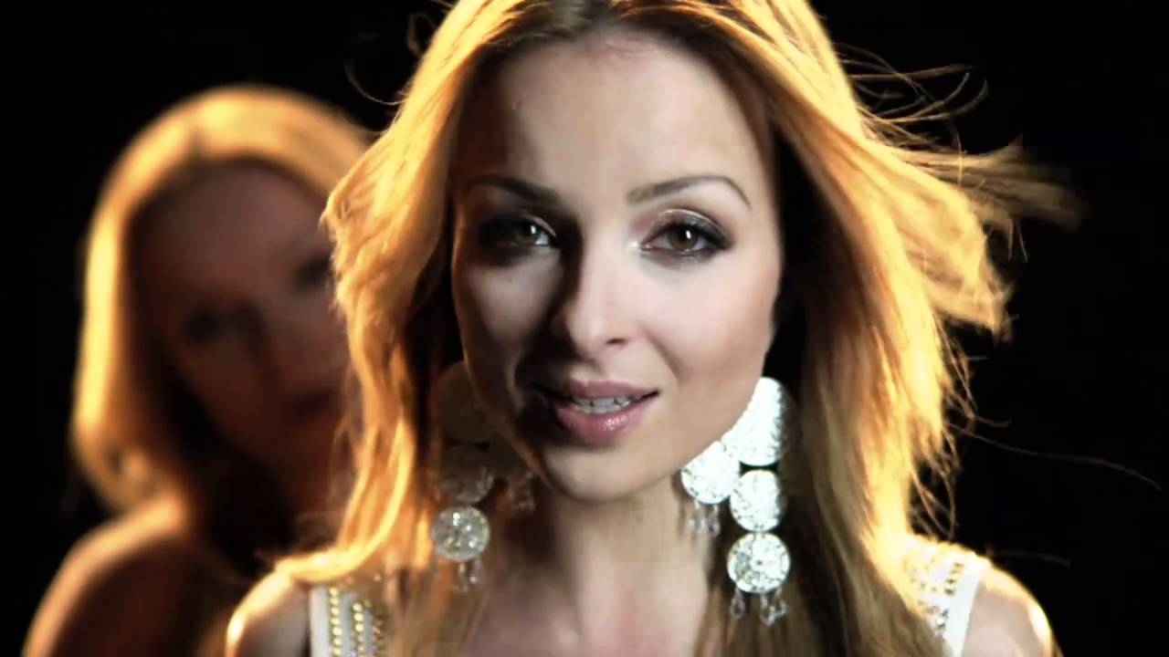 EUROVISION 2011 (SLOVAKIA) TWiiNS - I'm Still Alive (official music ...