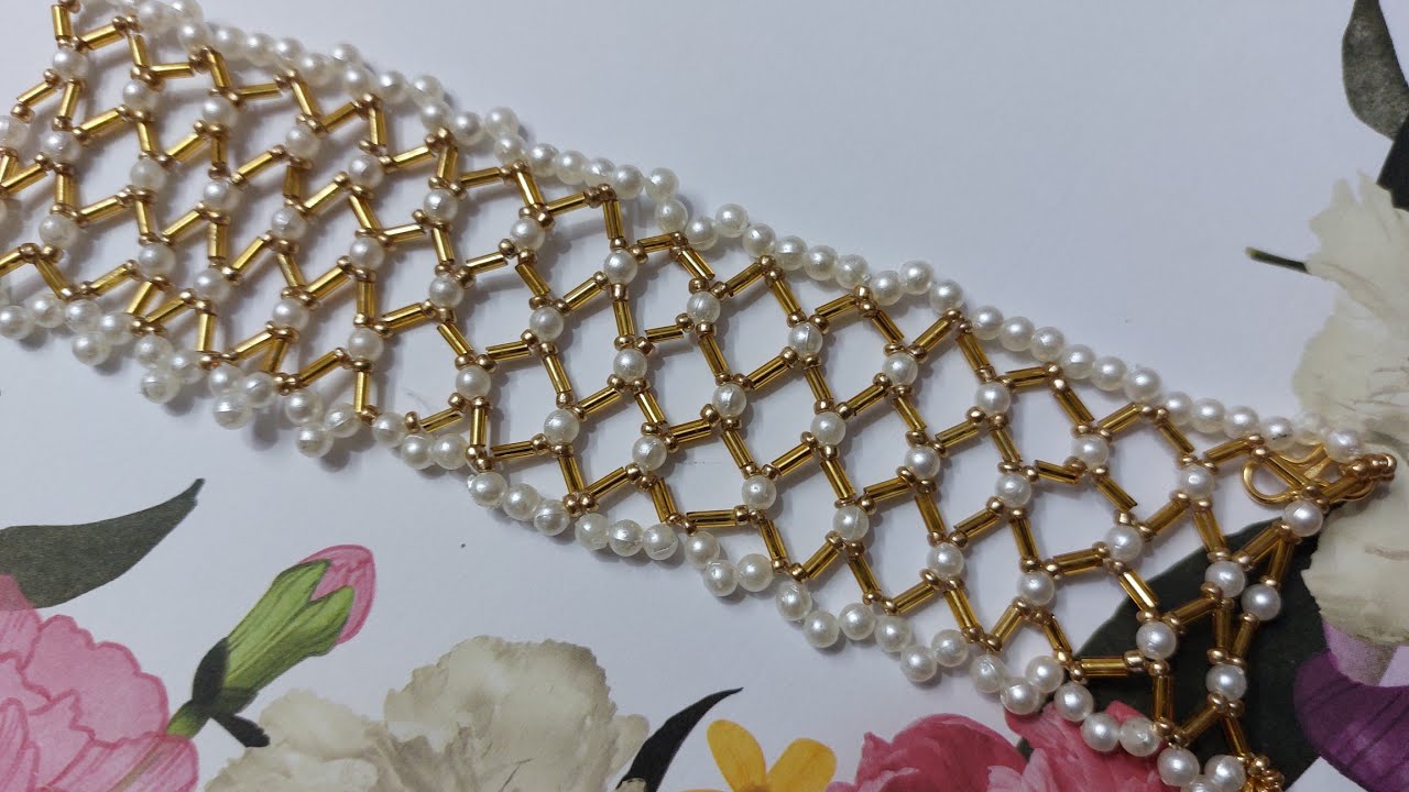 PEARL AND GOLDEN BEADED BRACELET #handmade PEARL BRACELET #diy PEARL ...