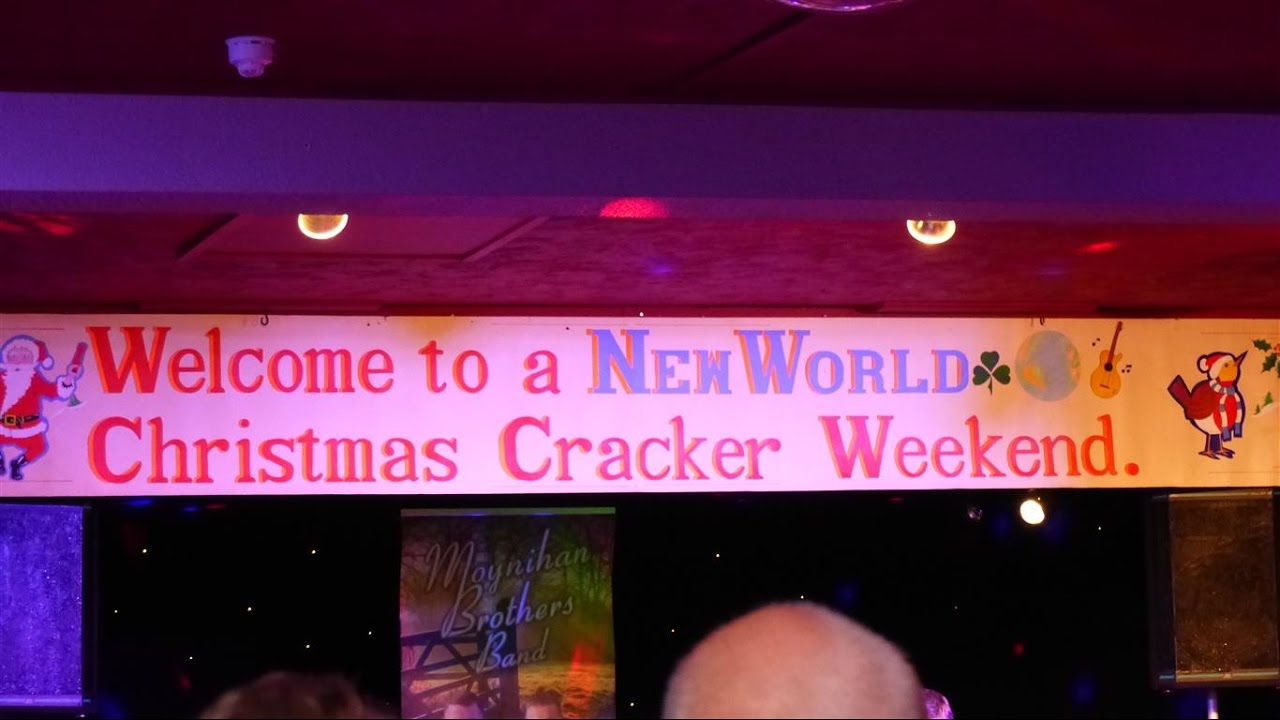 New World Christmas Cracker Weekend 2016 - YouTube