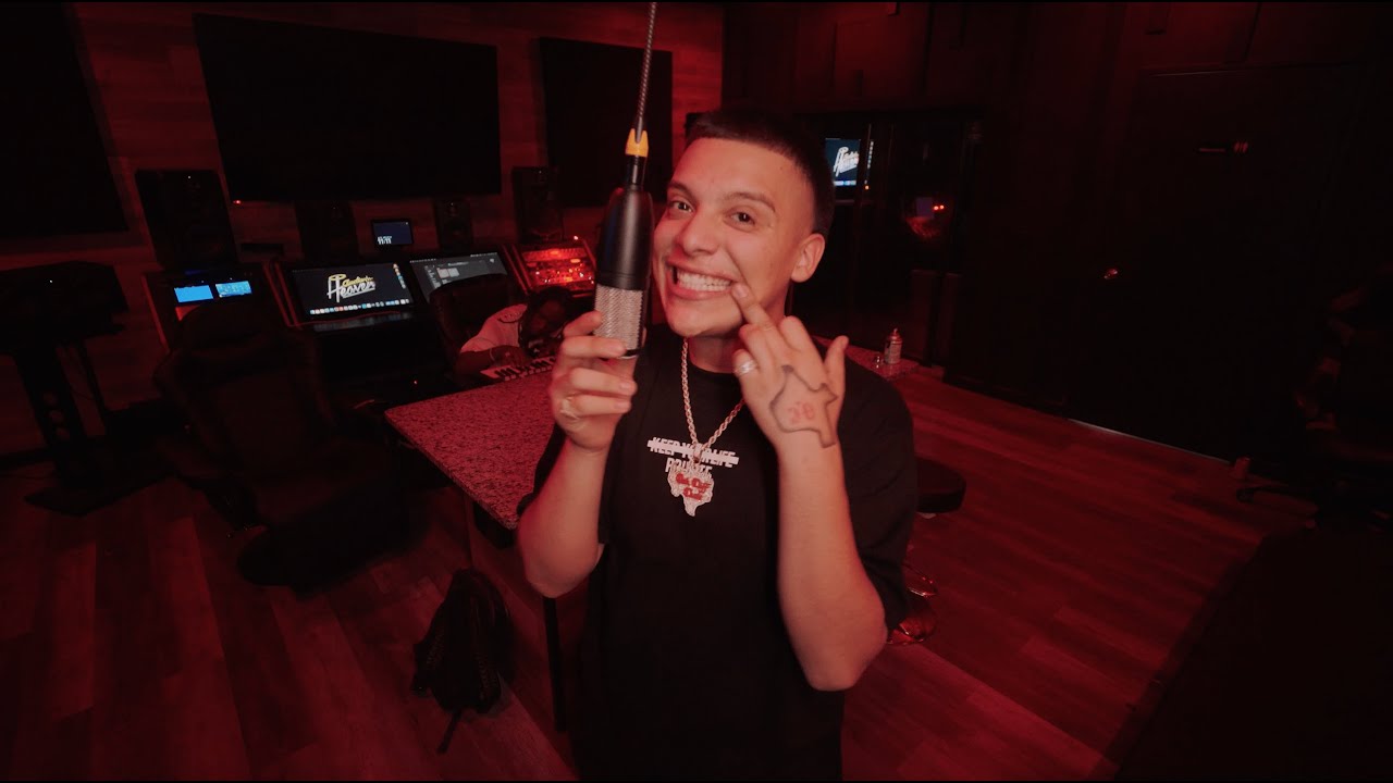 OC Chris - Night At The Opera (Mic Drop Performance) - YouTube