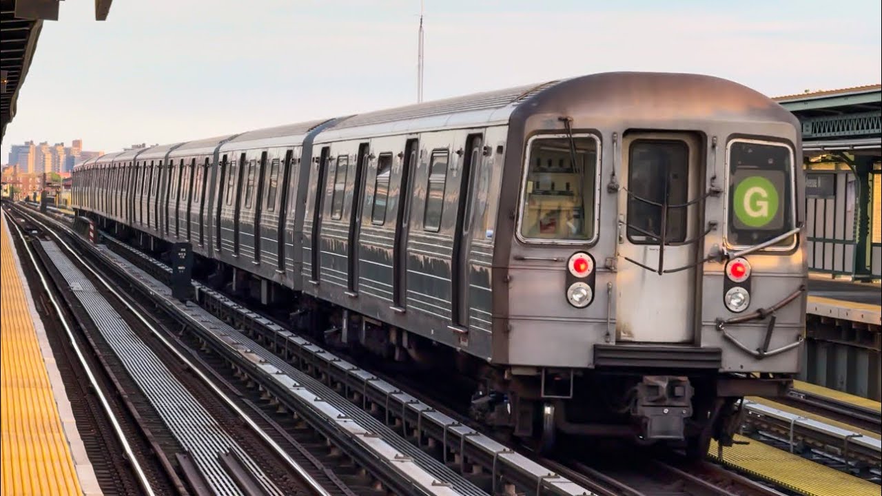 R68/R160 D and F Trains at Avenue N (R211A Transfer) - YouTube