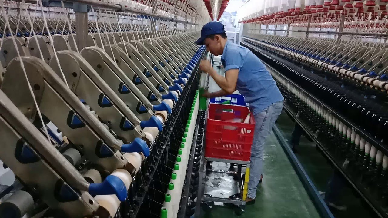 Factory Workers Have Crazy Quick Hands || ViralHog - YouTube