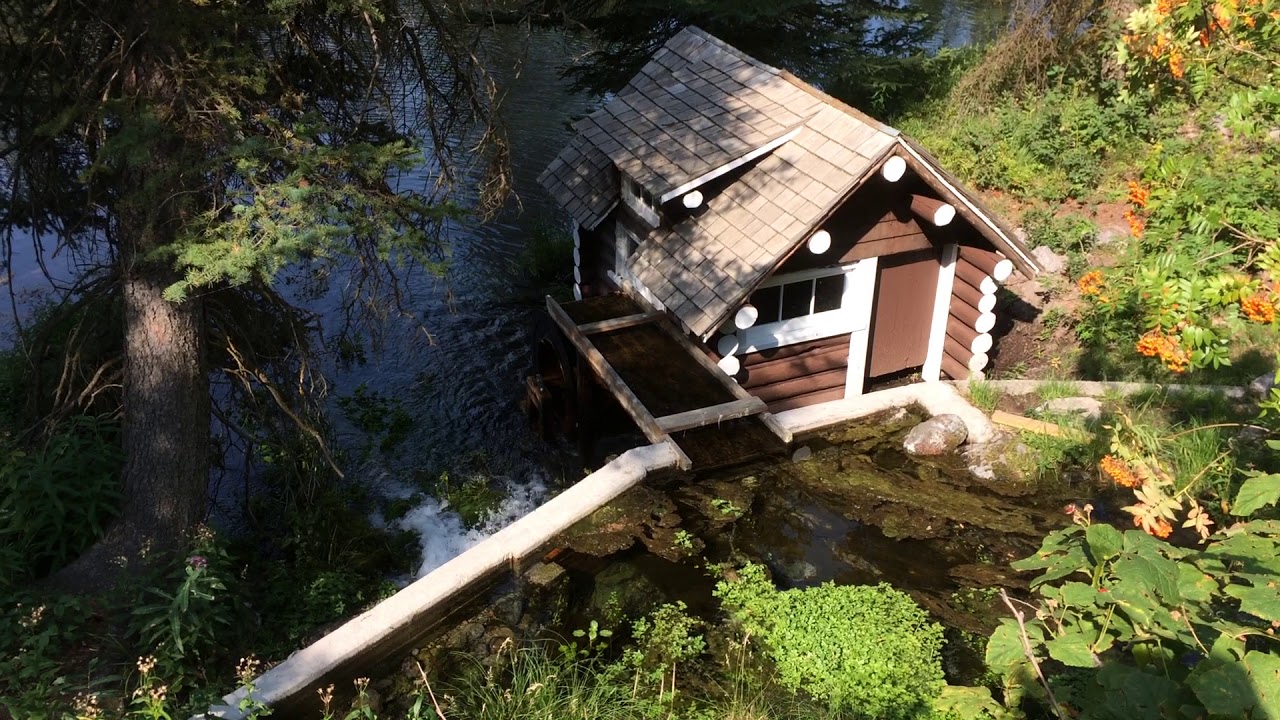 working water mill - YouTube