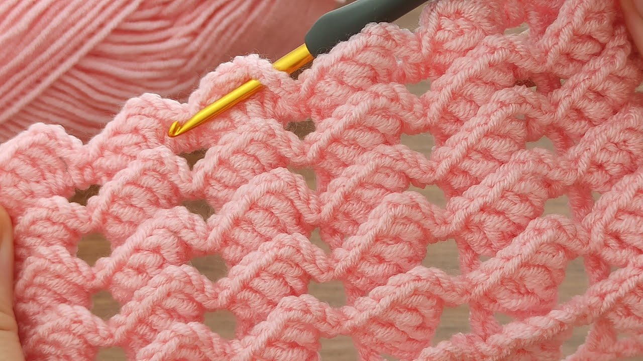 Muy hermoso 💯👌pink color* Super Easy Crochet Baby Blanket For Beginners ...
