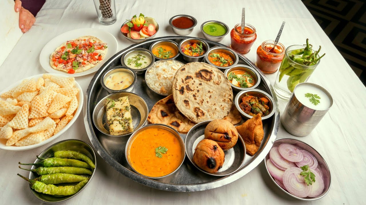 Famous Gujarati Thali in Rajkot at Bhabha Dinning Hall by Born For ...