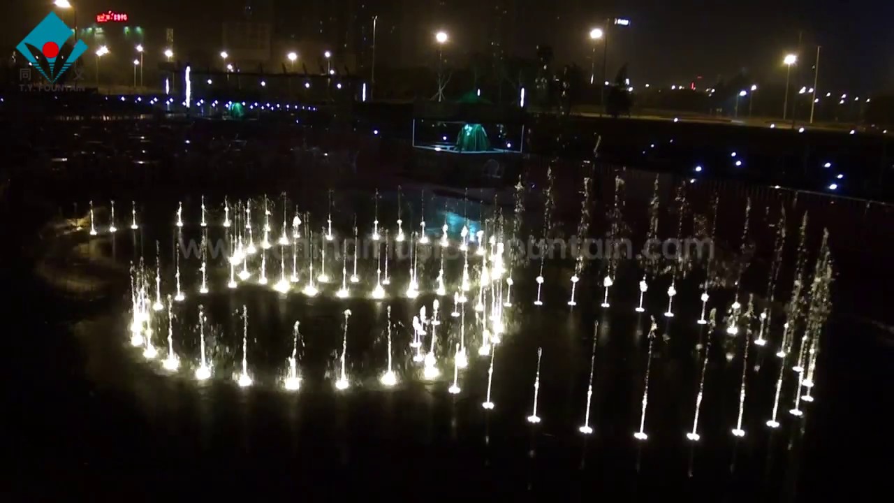 Dot matrix dry deck fountain show - YouTube