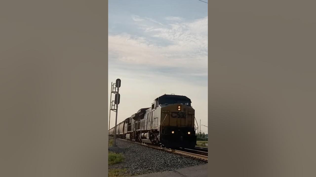 CSX 7846 (Dash 8) leading EB CSX Grain Train from BNSF at Nappanee Indiana - YouTube