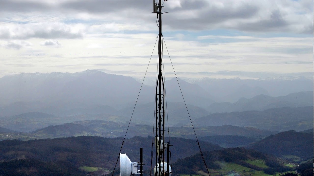 ED1YCA HF beacon - CW 28.256 MHz - YouTube