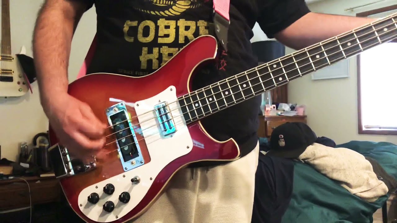 Harley Benton RB-414 Bass - YouTube